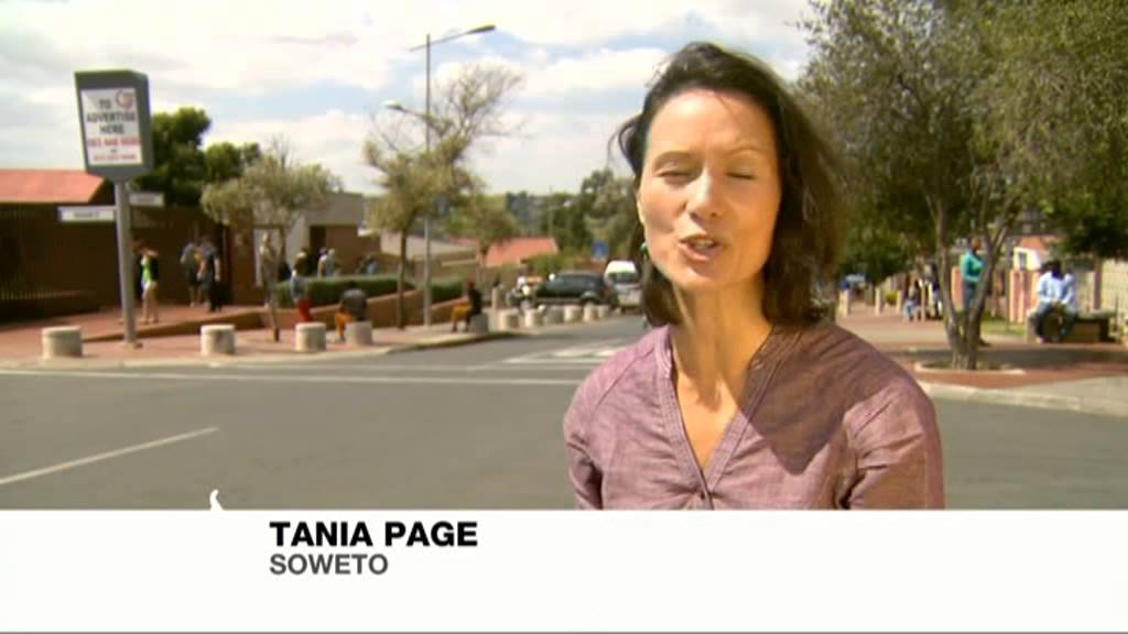 South Africans pray for Mandela on Easter Sunday - YouTube