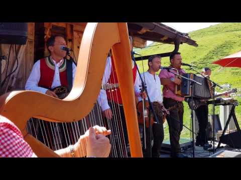 Don Camillo und Peppone Ursprung Buam mit Zellberg Buam