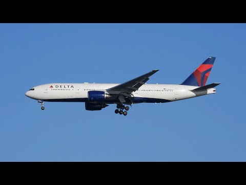デルタ航空 Delta Air Lines DAL121/DL121便 Boeing 777-200/ER型機 羽田空港到着光景 / 2019 ...