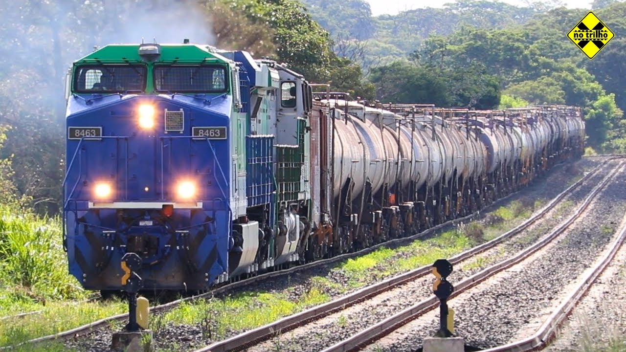 Trem de Combustíveis na Malha Paulista - Locomotiva ES44 Suzano - YouTube