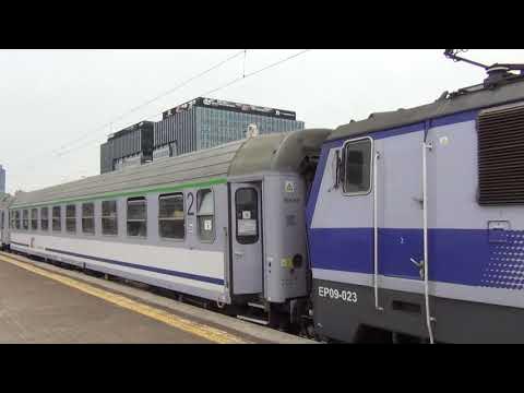 TLK Pobrzeże lokomotywa EP09 Warszawa Zachodnia - YouTube