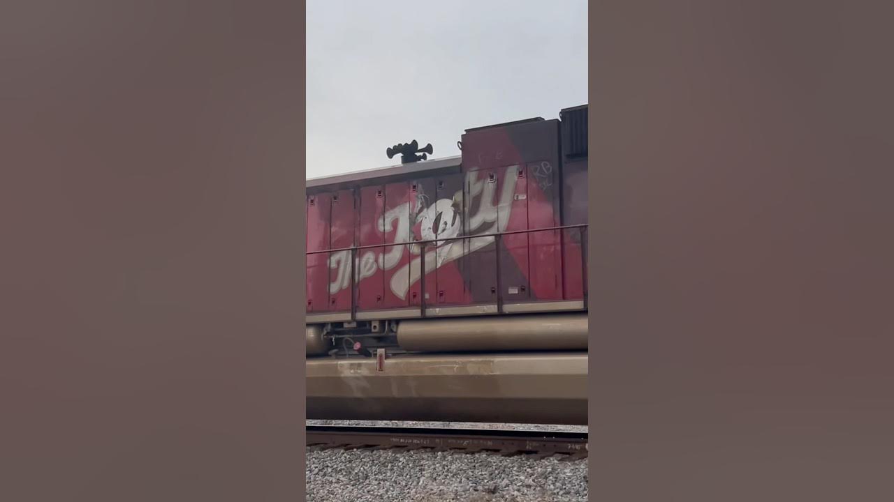 UP 8984 With UP 1988 The Katy Lead Manifest Train #unionpacific - YouTube