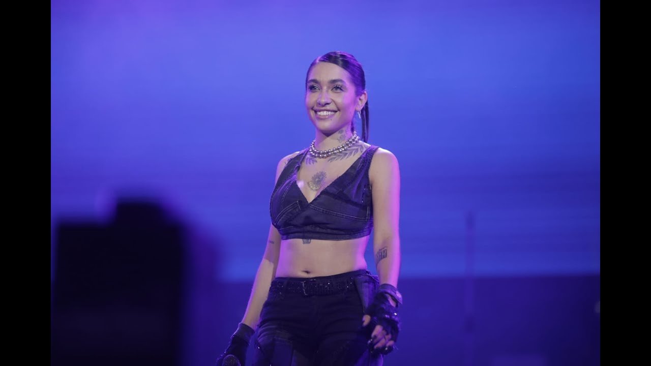 Maria Becerra en Festival Villa Maria 2024 - YouTube