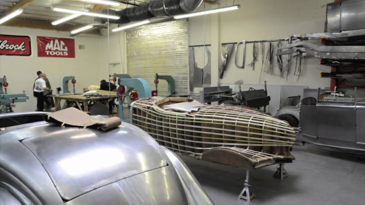 Metal Shaping with Lazze: Auburn Coachbuild Body, Day 2 - YouTube