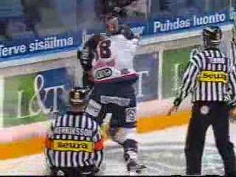 Roman Vopat vs. Markus Kankaanperä - YouTube