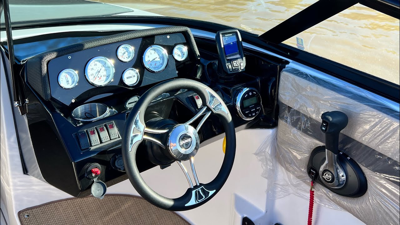 Arco Iris Eclipse 21 SS + Mercury 150 ElPT 4S - YouTube