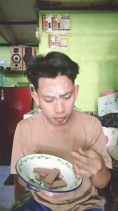 #shorts || makan ulat belatung - YouTube