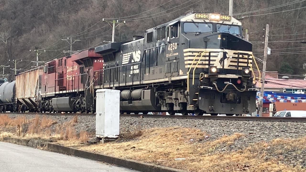 NS 64E with ⁠CP trailing ft. @A_Random_Person324 | 12/26/23 - YouTube