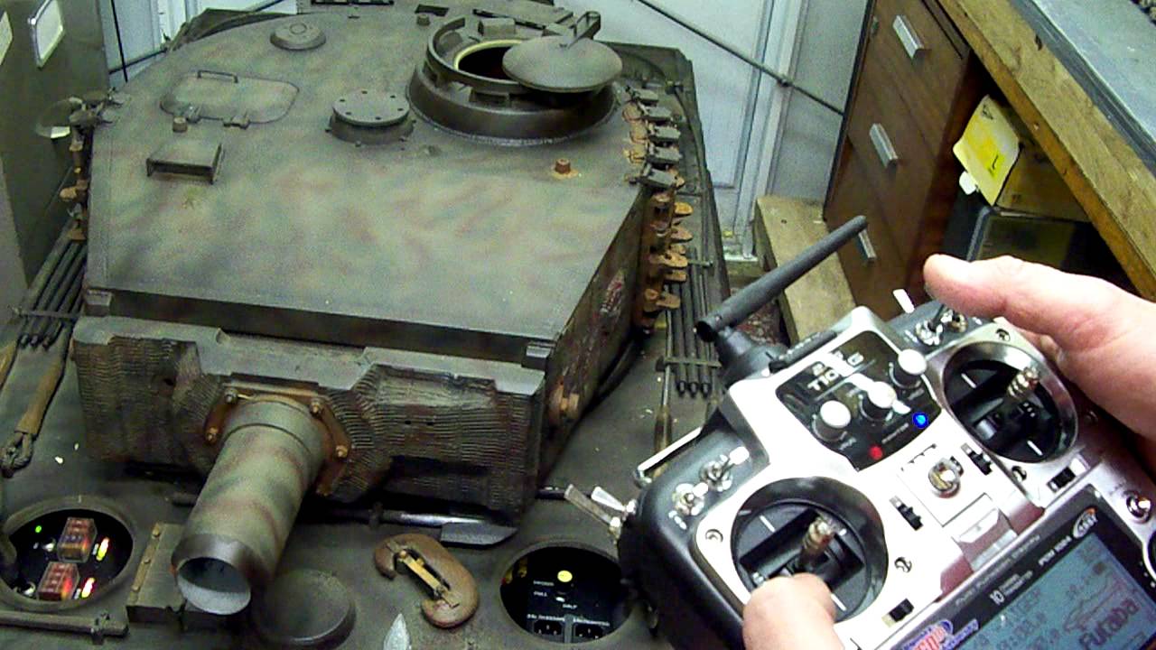 WW2 HEAVY TIGER 1 TANK,1/4TH SCALE MARK 1 R C TANK - YouTube