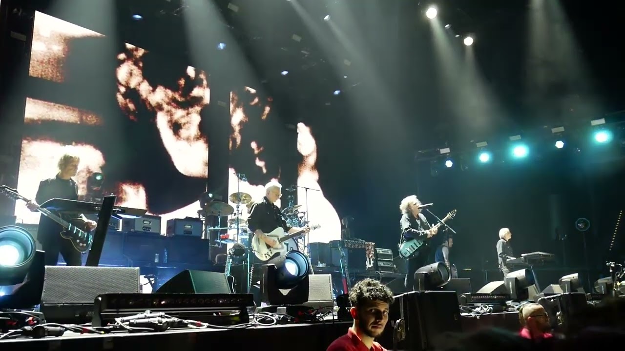The Cure - Pictures of You - YouTube