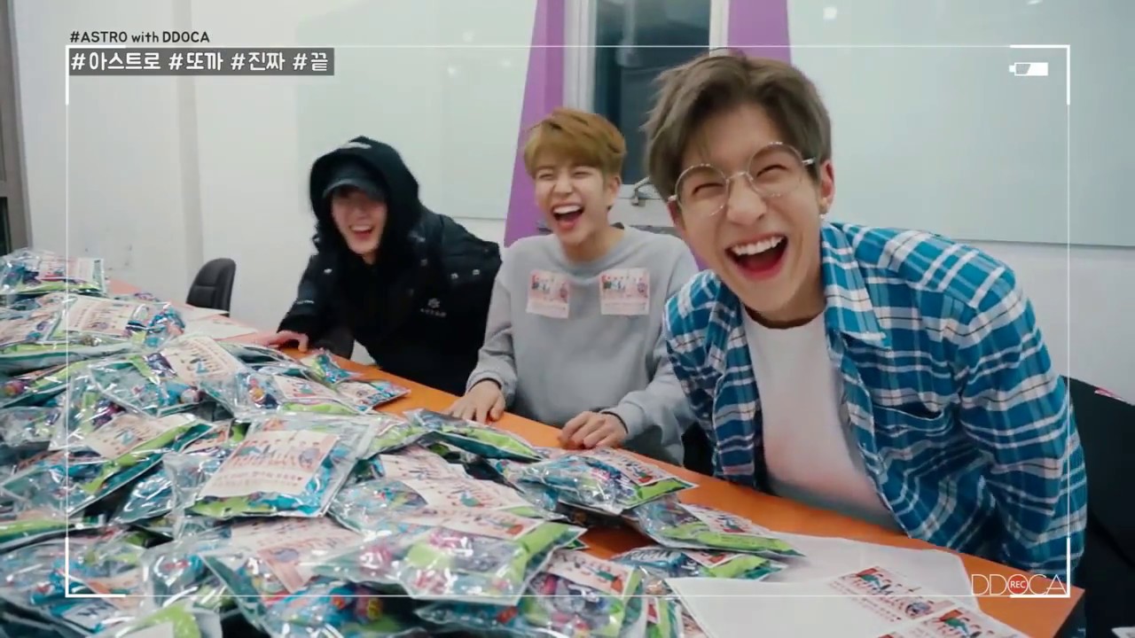 myungjun laughing compilation - YouTube