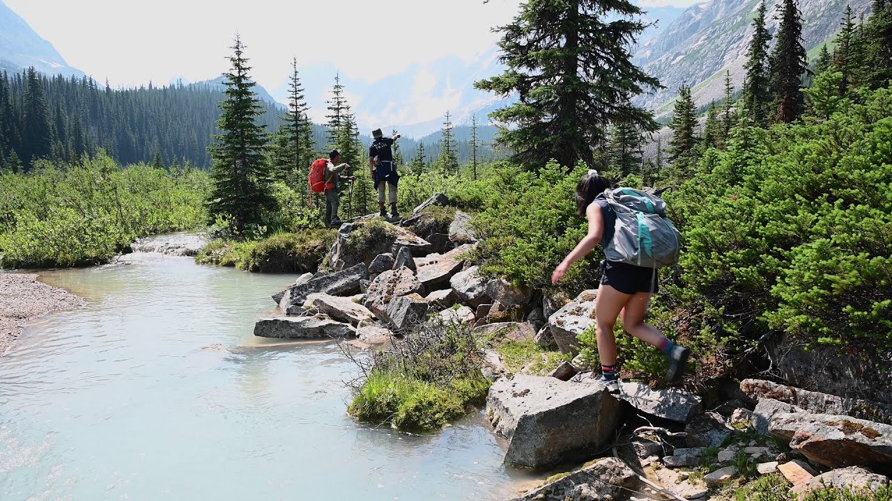 Hiking 75km on the Tonquin Valley Trail in Alberta Canada with Audio ...