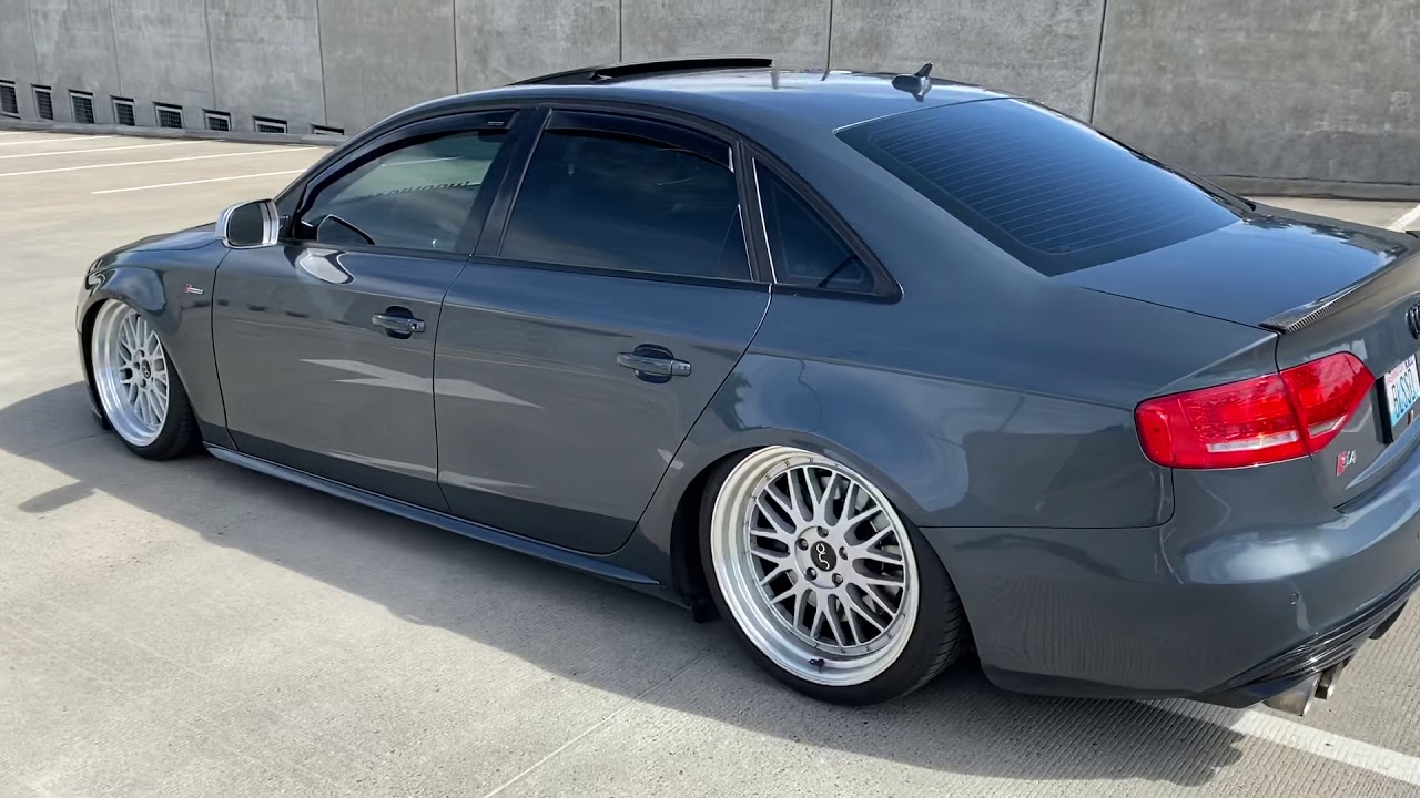 BAGGED AUDI S4 - YouTube