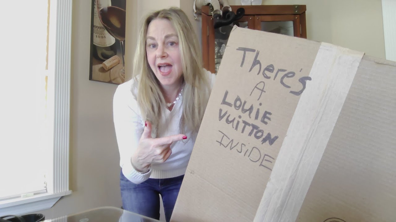 NEW LOUIS VUITTON- HELP! IS THIS BAG AUTHENTIC? - YouTube