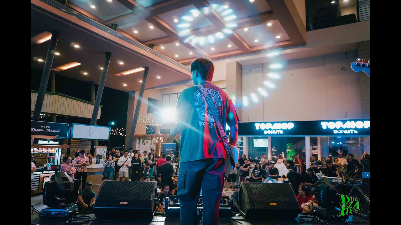 Nemic - Full set performance (live at Mana Town Center) - YouTube