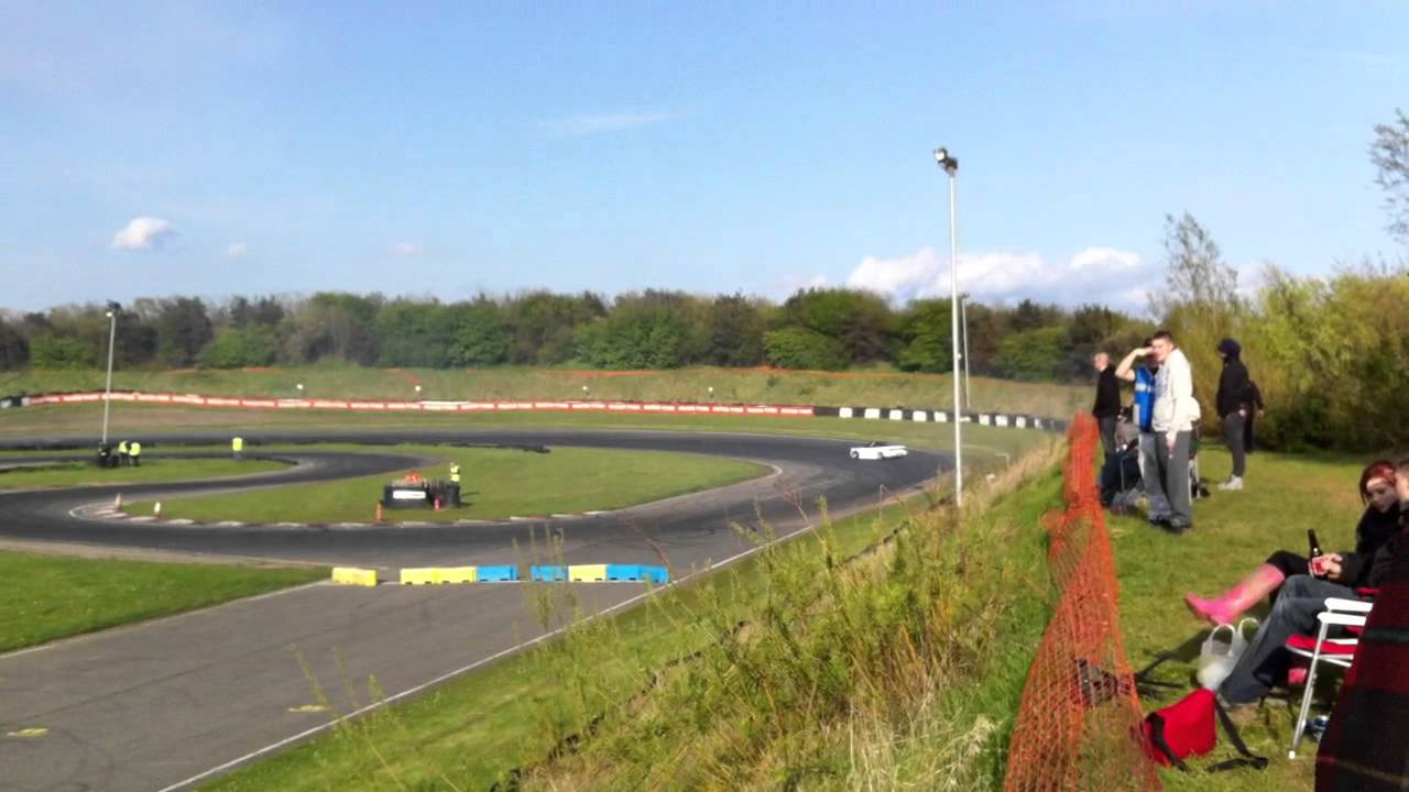 Teesside Autodrome drift - YouTube