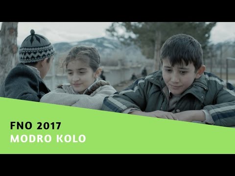 Modro kolo (Mavi Bisiklet/Blue Bicycle, Turčija, 2016)