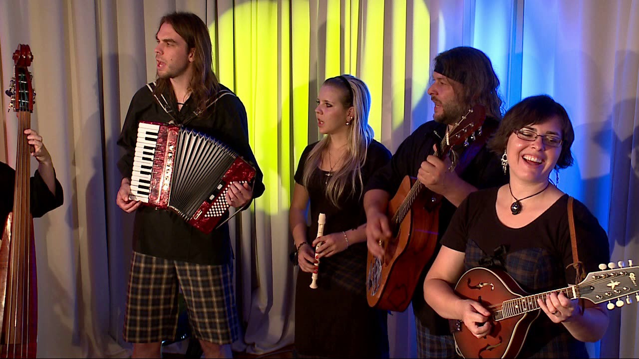 KELT GRASS BAND - Mezi horami - YouTube