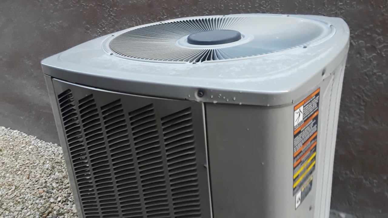 "New" 2007 5-ton Trane Xb 13 Central air conditioner starting up! - YouTube