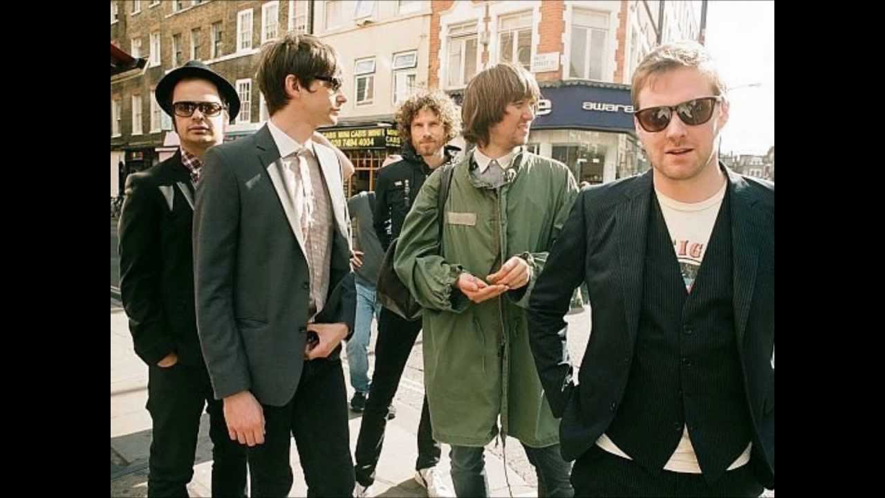 The Angry Mob - Kaiser Chiefs - YouTube