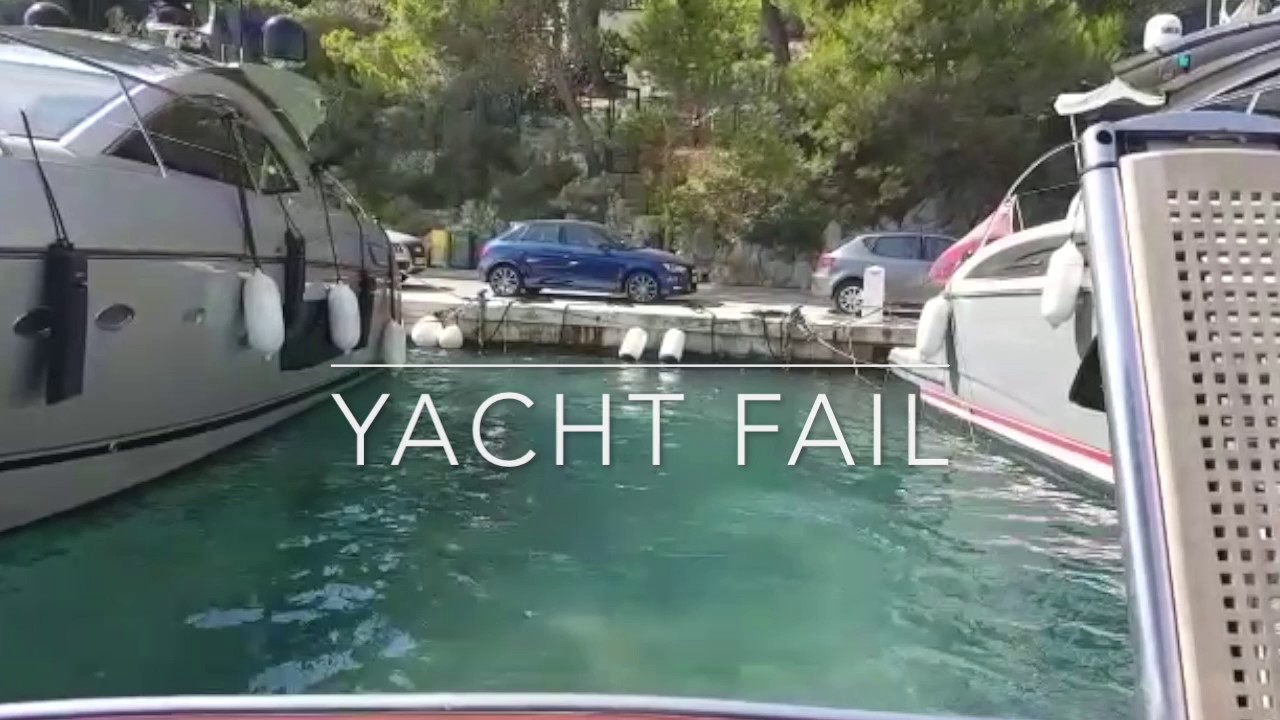 yacht fail (mega crash) - YouTube