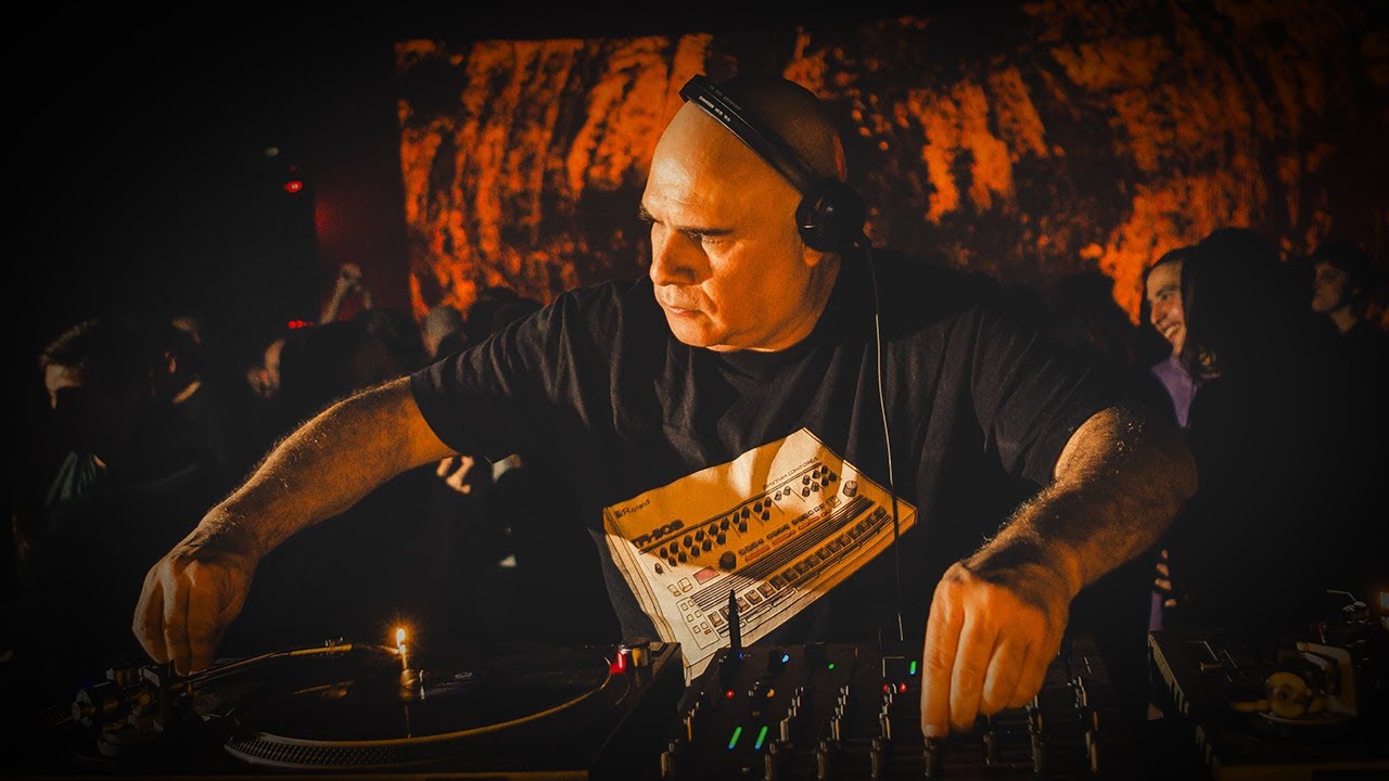 Artlab presenta: Miguel Silver // NOCTURNO (02.09.2023) - YouTube