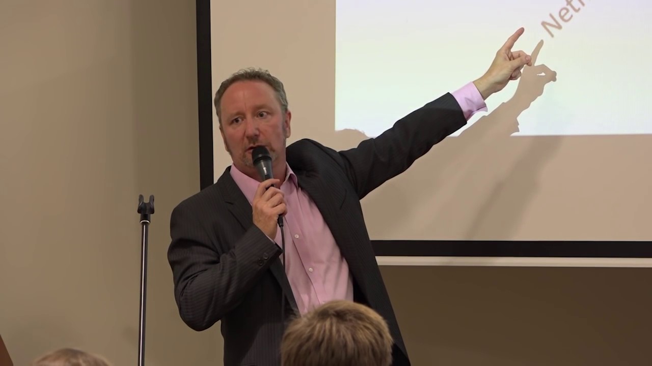 Mark Blyth - Guest Speaker at AUP ~ The Future of The Eurozone - YouTube