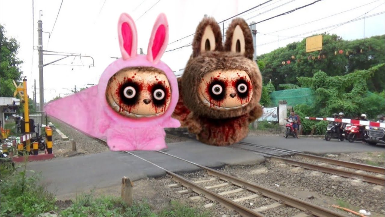 Kereta Api Panjang Commuter Berubah Jadi KRL Pong Pong, Labubu Exe VS ...