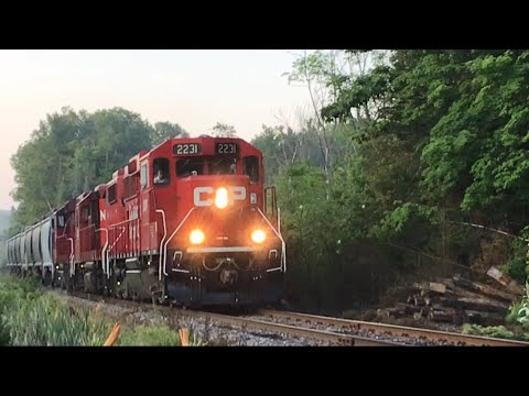 Short train on the Nephton sub - YouTube