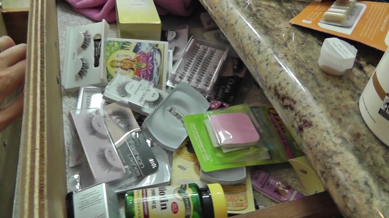 Declutter Vlog: Less Stuff, Less Stress! Part 2 - YouTube