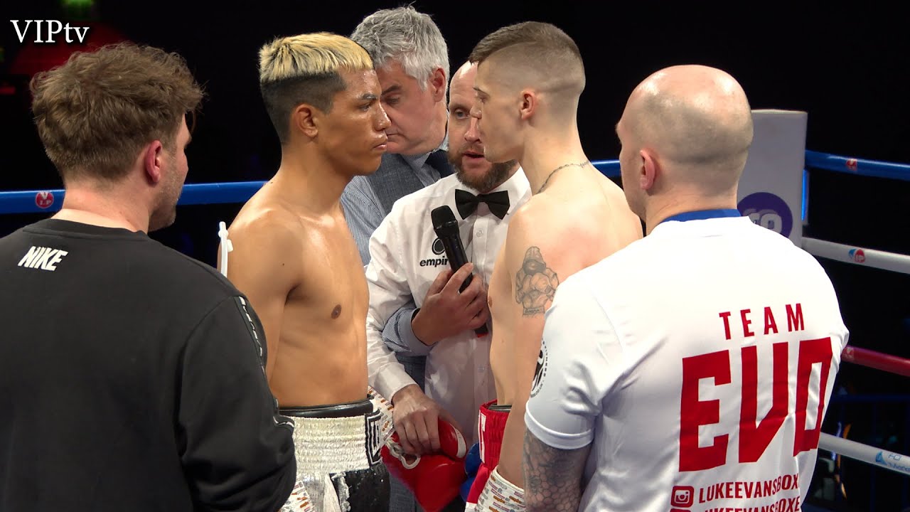 Luke Evans v Robin Zamora at The University of Bolton Stadium 11.03. ...