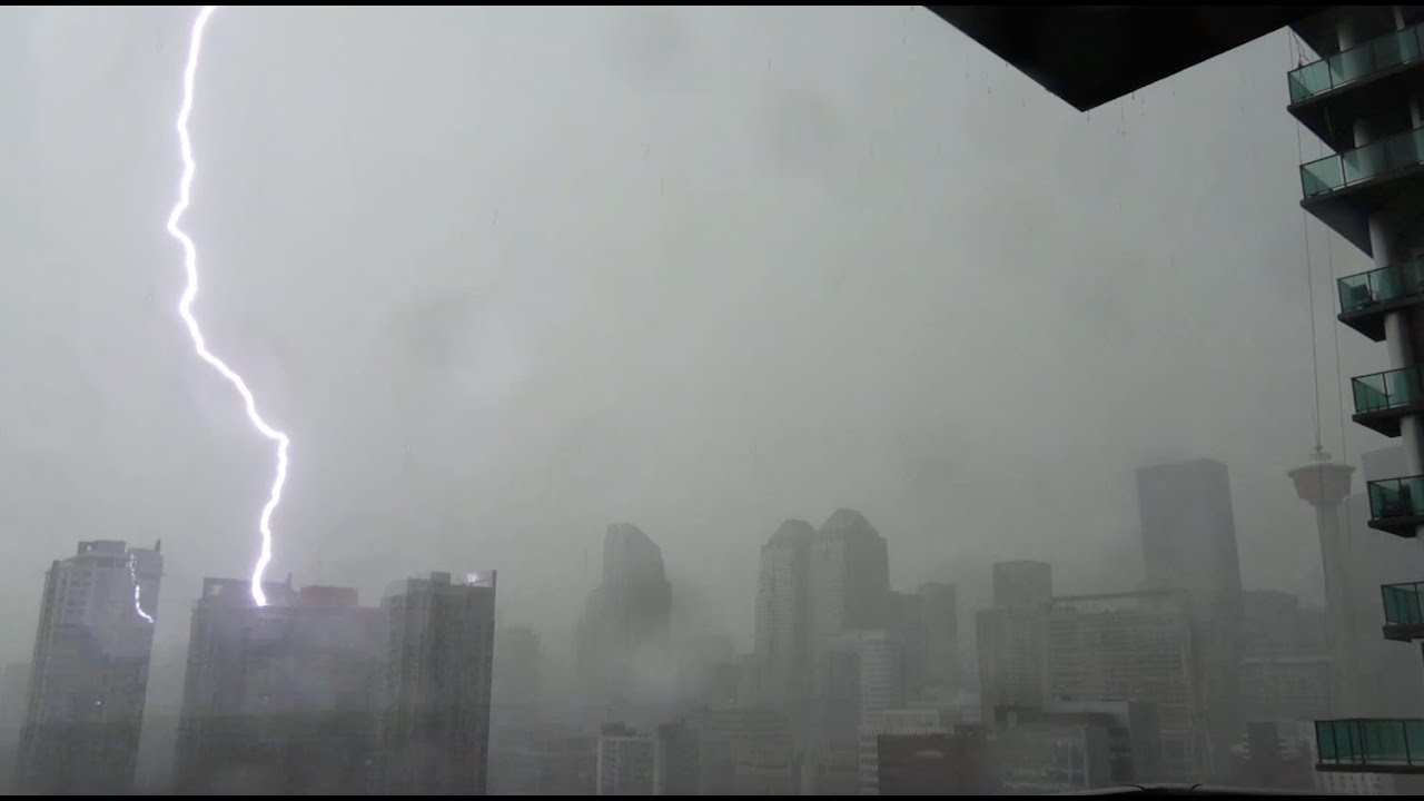 INSANE lightning in Downtown Calgary! - YouTube