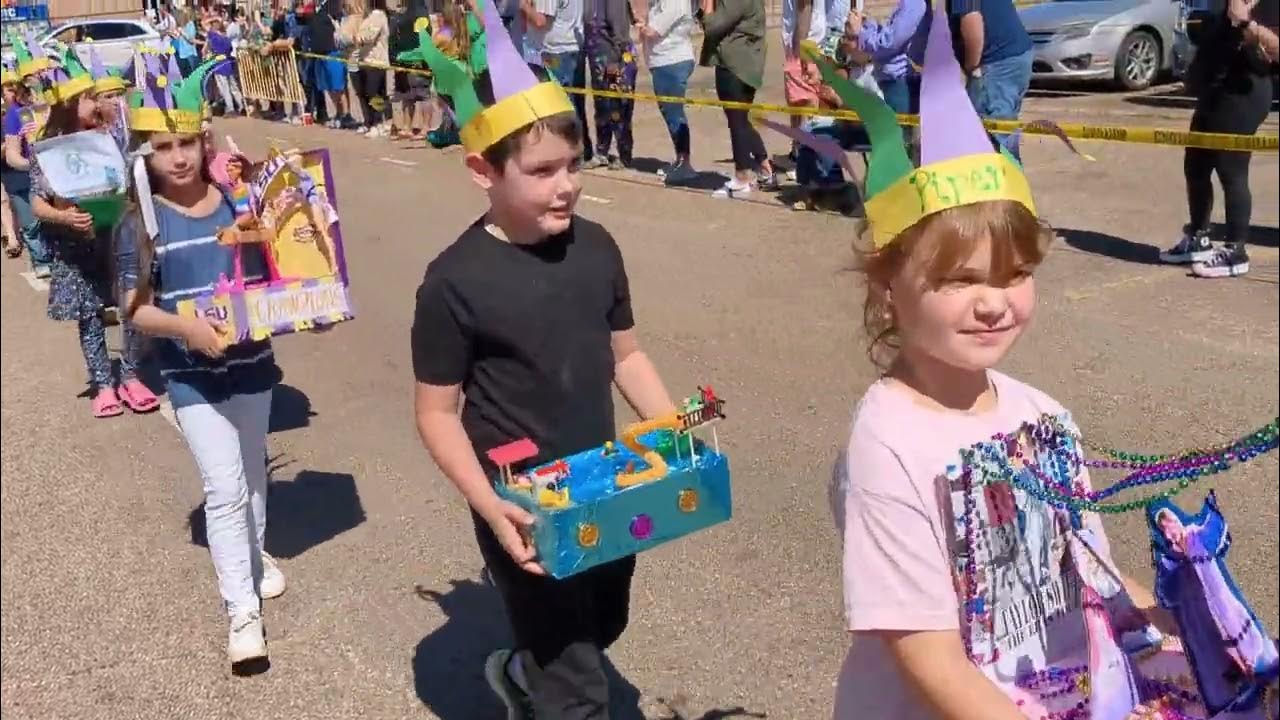 2nd grade mardi gras 2025 - YouTube