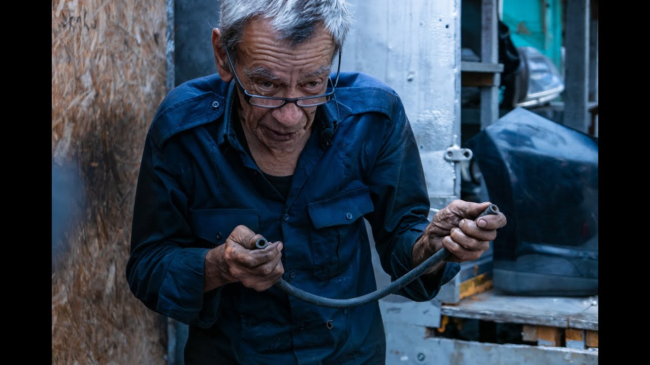 Aleksandre from Eliava market - YouTube