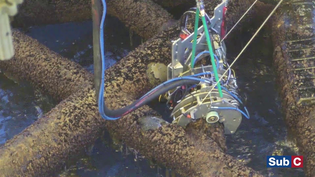 Vertical Diamond Wire Cutter, in action offshore 2 - YouTube