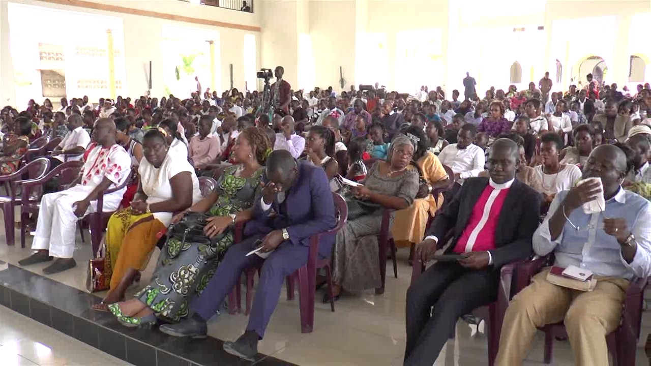 LA GRACE SALVATRICE 1ere partie Pst Georges AMOAKO - YouTube