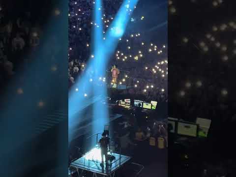 Billie Eilish - Bored - MANCHESTER NIGHT 2 - 08/06/22