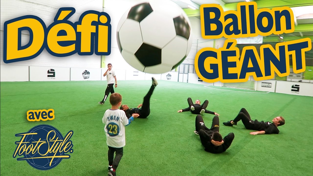 ON DÉFIE FOOTSTYLE AVEC LE PLUS GROS BALLON DE FOOTBALL DU MONDE ...