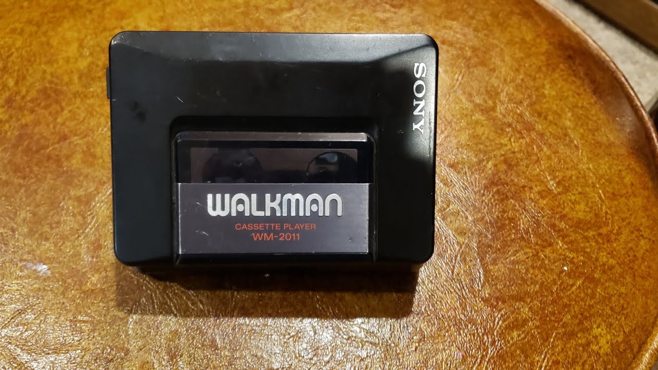 Replace the Belt on Your Old WalkMan - YouTube