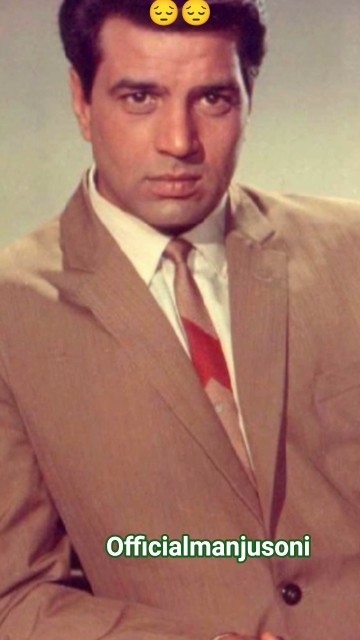 saat ajube is duniya main dharmendra super hit song ️🌹🌹 - YouTube