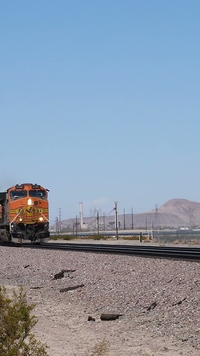 BNSF 5192 EB MP 733 NEEDLES SUB 8-14-2023 #trains #railfan #bnsf - YouTube