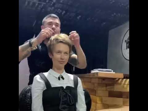 Как называется стрижка? Кто знает, напишите 🙏 Авторские стрижки от ...