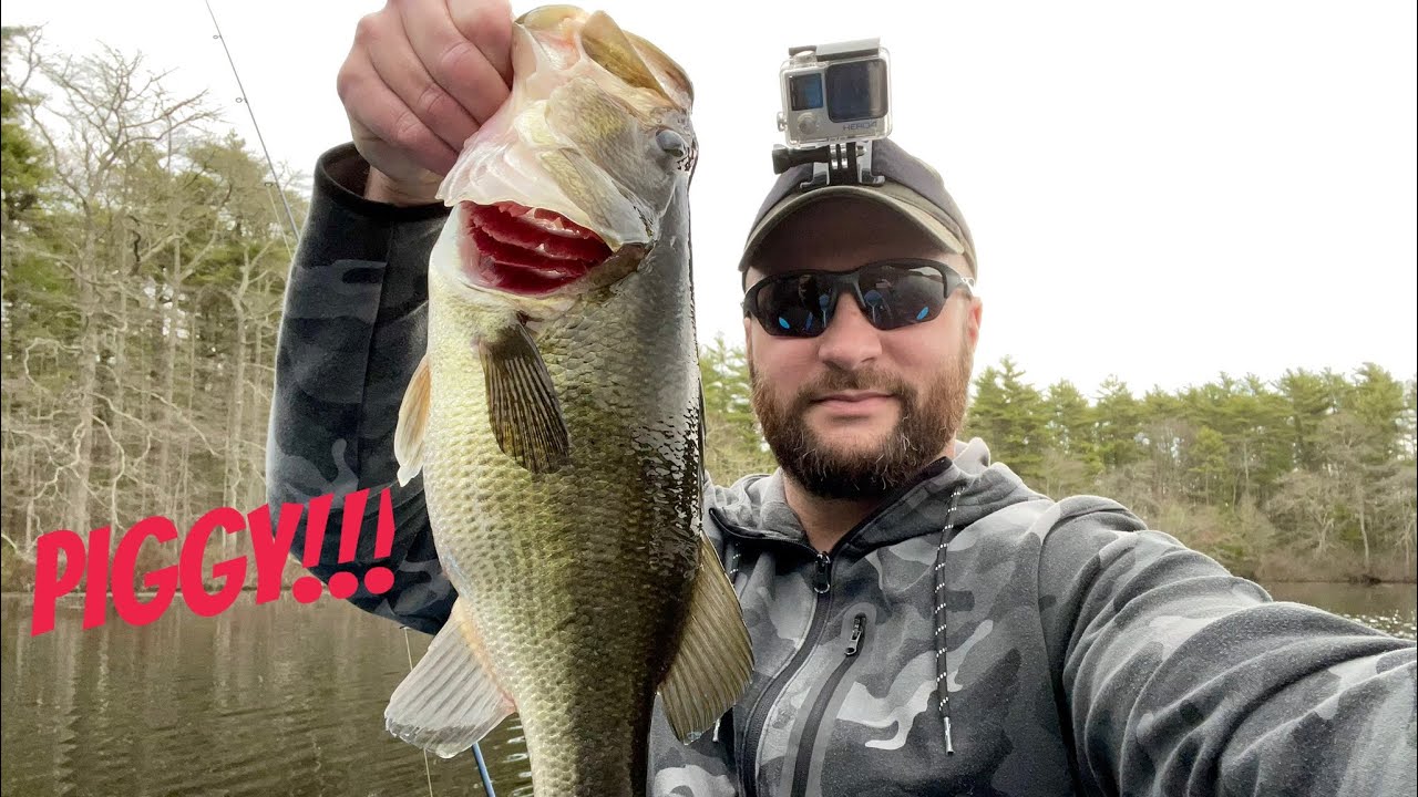 KAYAK Fishing for LARGEMOUTH BASS with the SPINNERBAIT! - YouTube