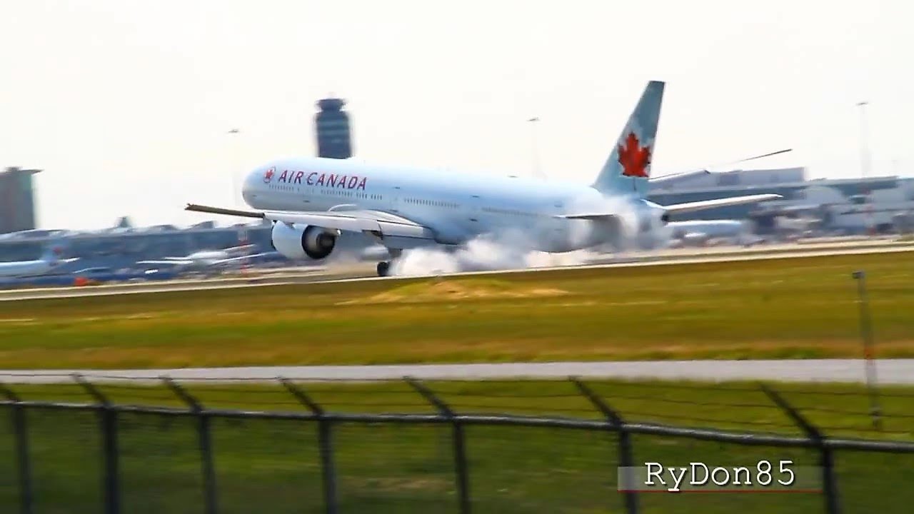 Pair of Air Canada 77W 08L Arrivals at Vancouver - YVR | C-FIVQ & C ...