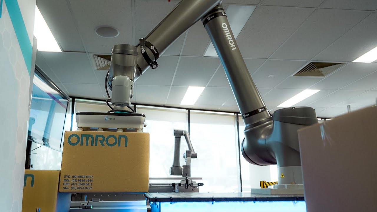Game-Changer 25KG Cobot with 1900mm reach! - OMRON and Techman (TM25S ...