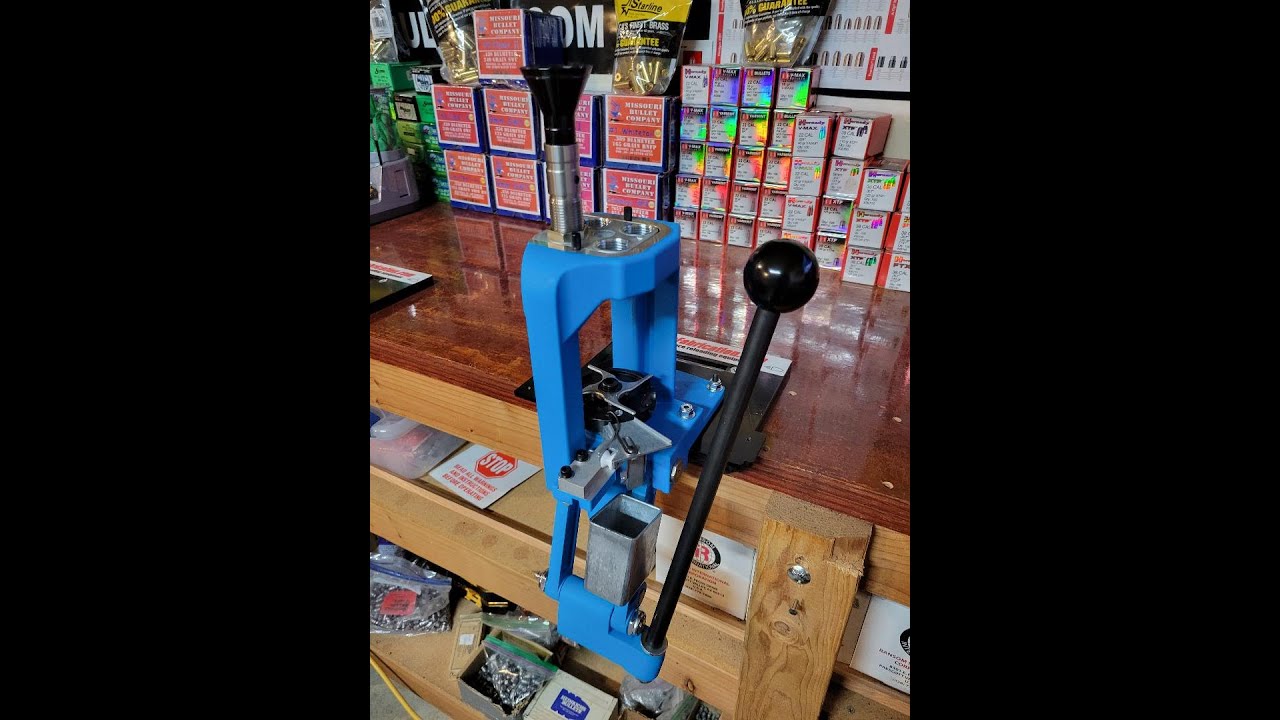 Video 4, Dillon BL550, Mounting the Handle - YouTube