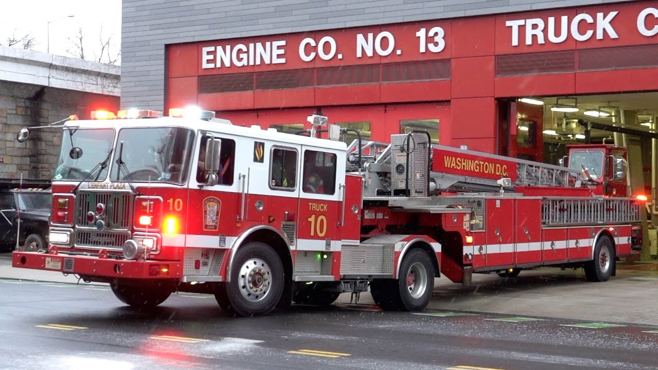 DCFD Truck 10 Responding - YouTube