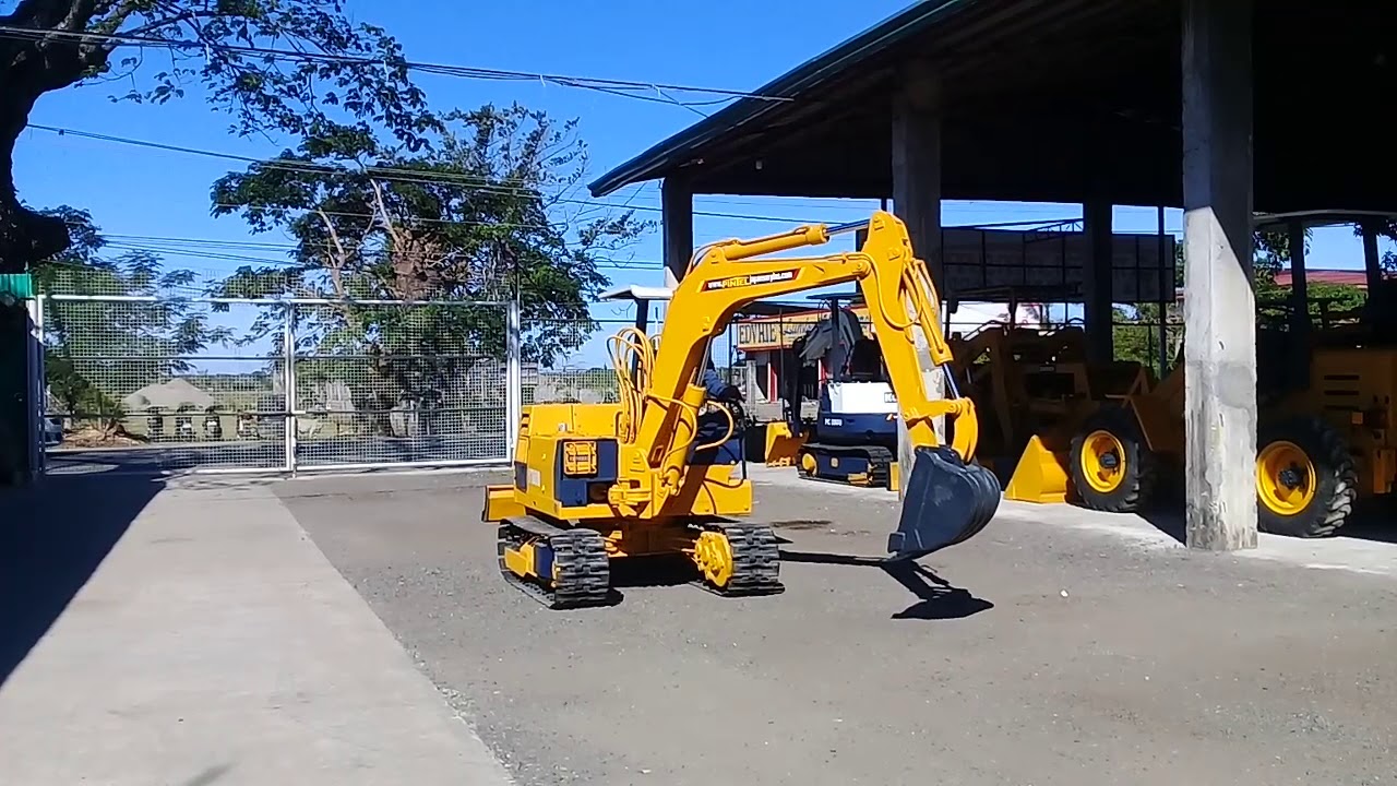 Backhoe Yanmar YTB800 - YouTube