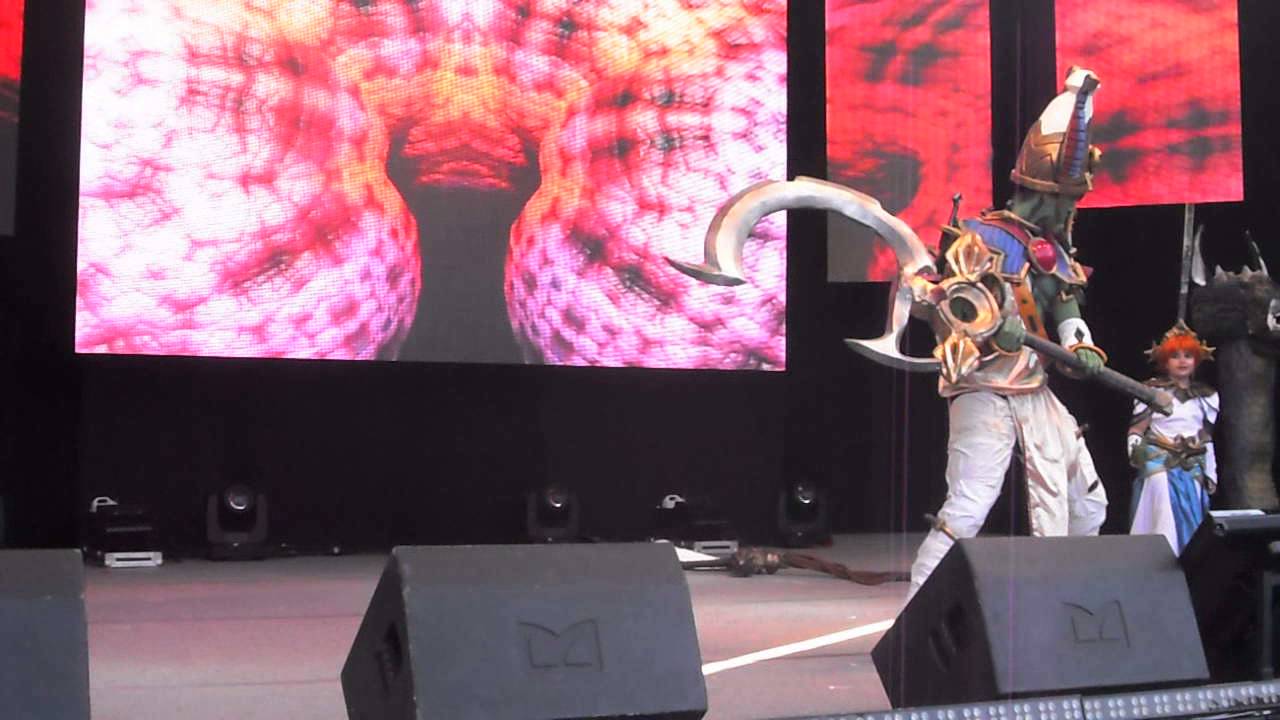 Cosplay Contest Etnacomics - Osiris and Scylla (Smite) - YouTube