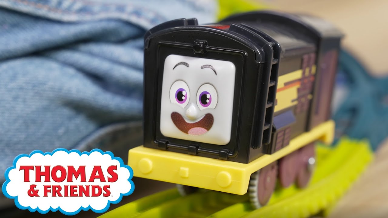 Thomas' Obstacle Course Fun | Thomas & Friends | Kids Toys! | Mattel ...